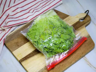 Can You Freeze Lettuce? [3 VITAL Tips] | Freeze It